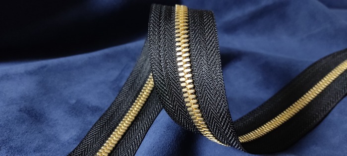YKK Excella